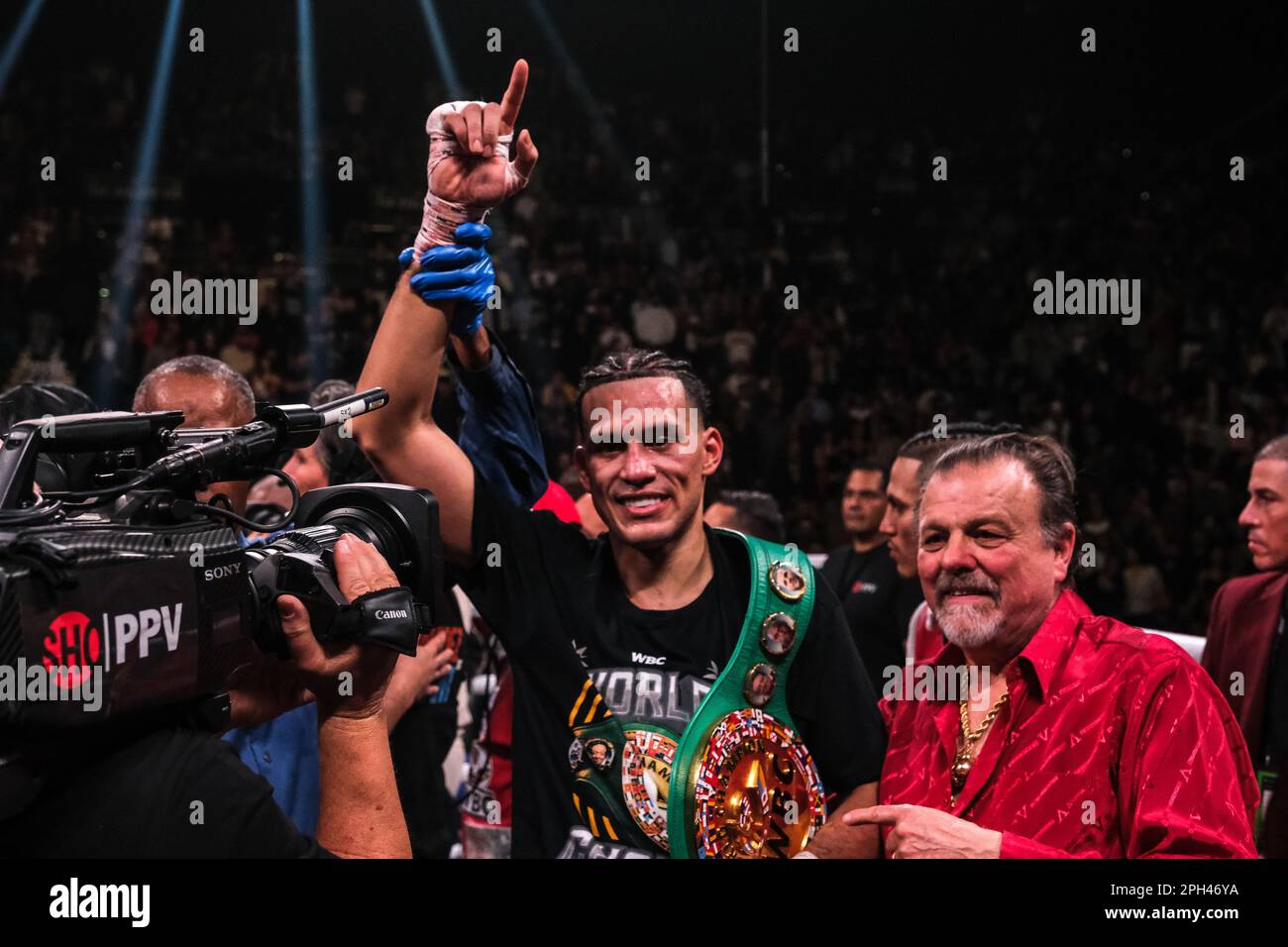 Las Vegas, Nevada, USA. 25th Mar, 2023. David Benavidez celebrates with ...