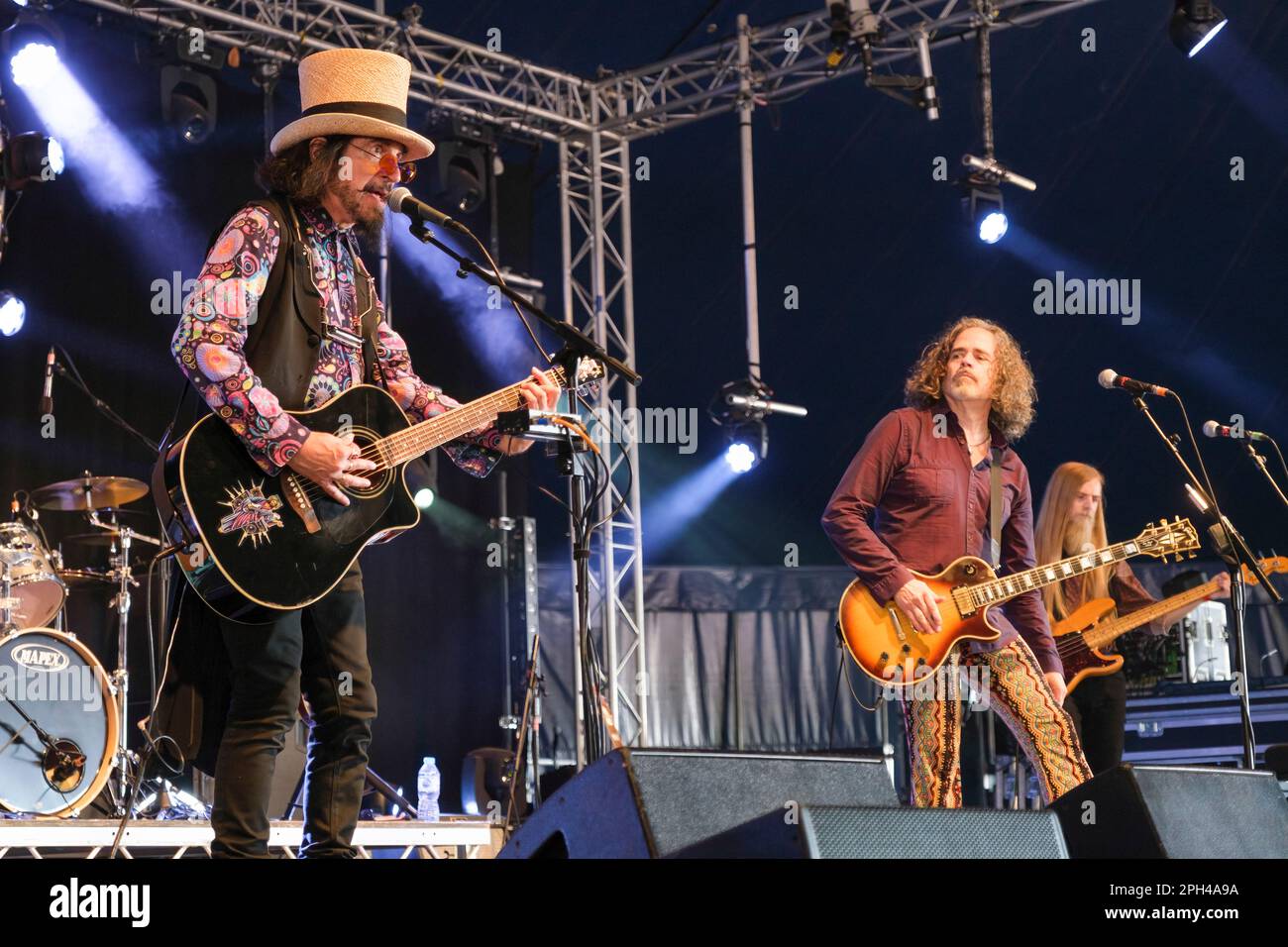 Joziah longo and Sharkey McEwen of The Slambovian Circus of Dreams ...