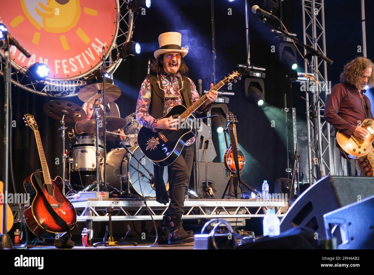 Joziah longo and Sharkey McEwen of The Slambovian Circus of Dreams ...