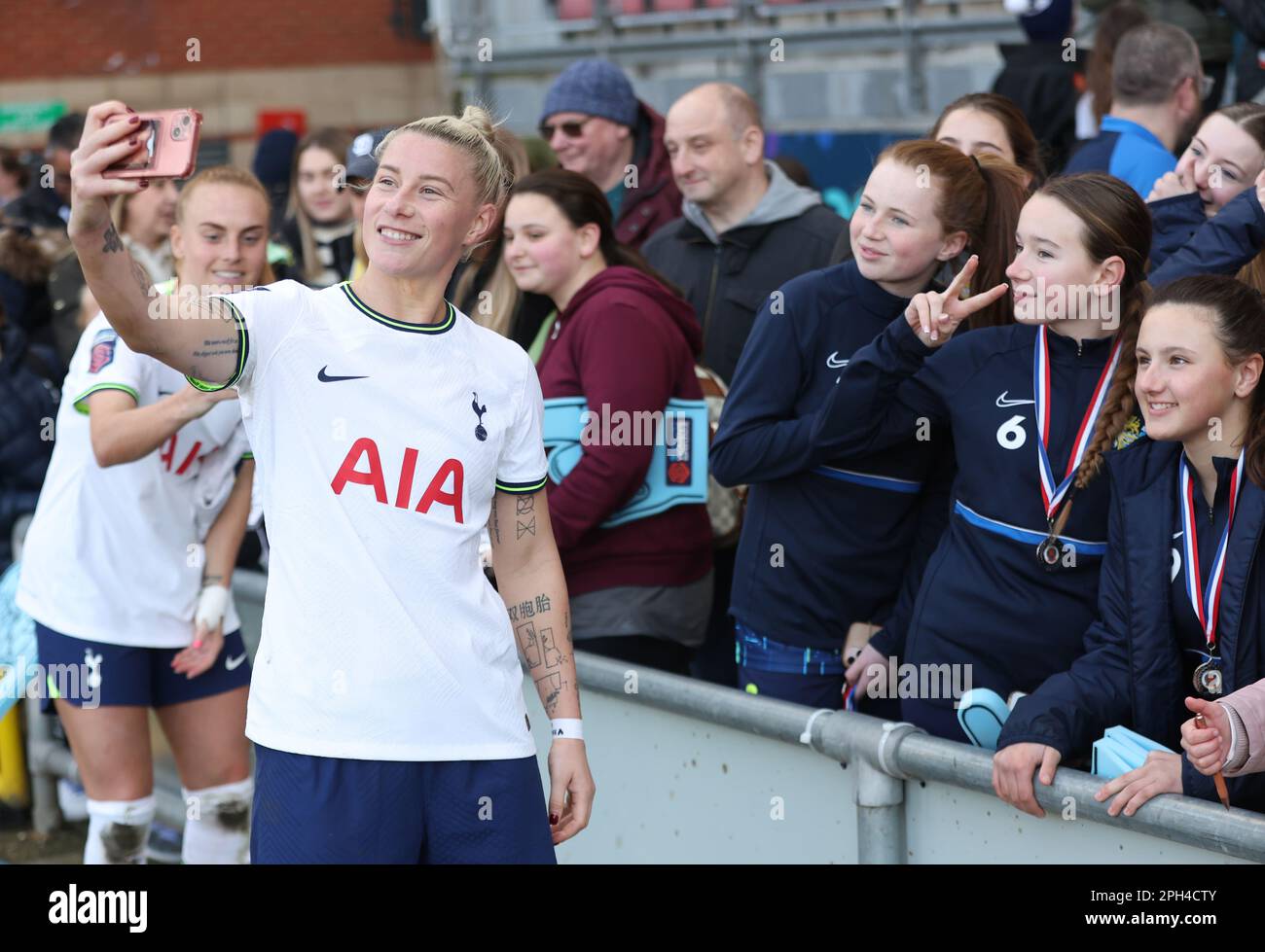 Bethany england tottenham hotspur hi-res stock photography and images ...