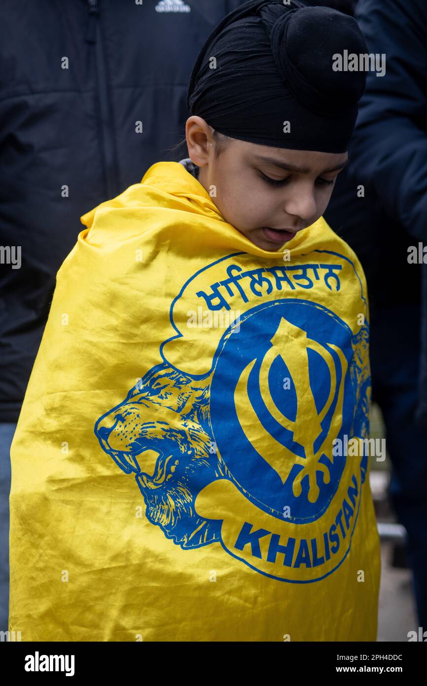 Sikh protesters at Parliament Square and Number 10 demand release of ...