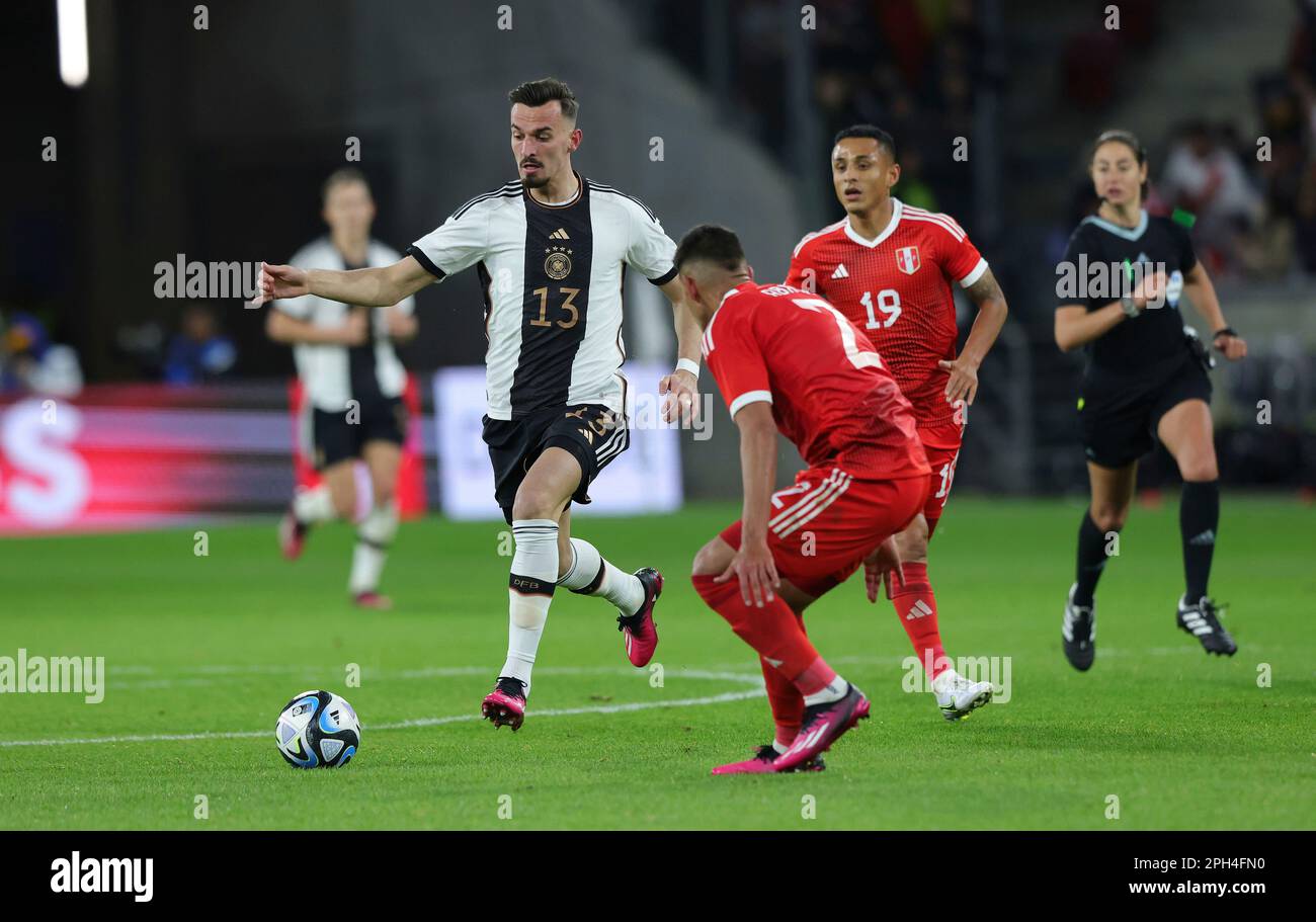 Mens national team of peru hi-res stock photography and images - Alamy