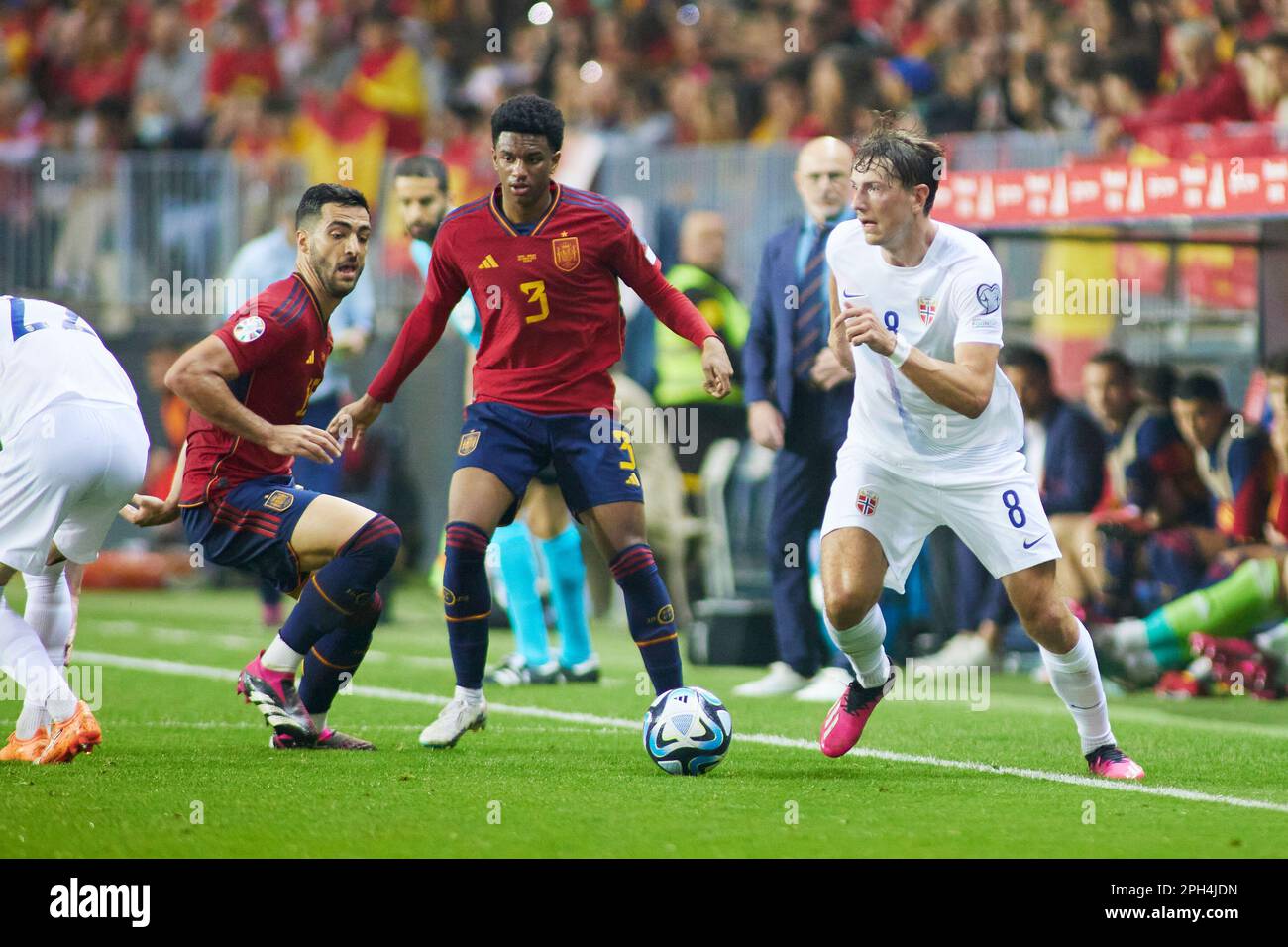 Alex balde hi-res stock photography and images - Alamy