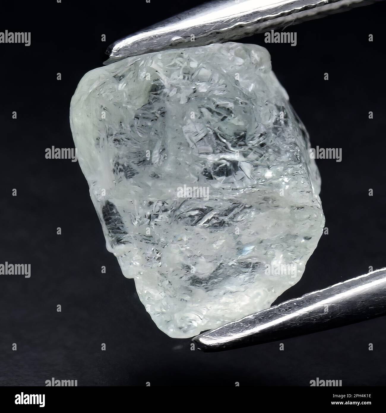 Green beryl hi-res stock photography and images - Alamy