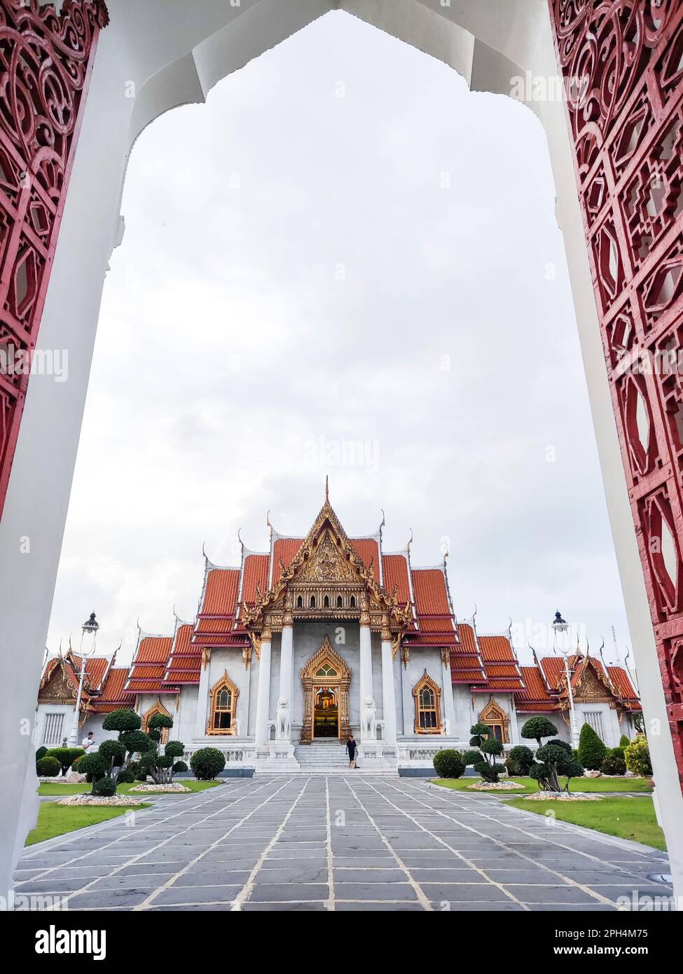 View of The Marble Temple or Wat Benchamabophit Dusitvanaram in Bangkok ...