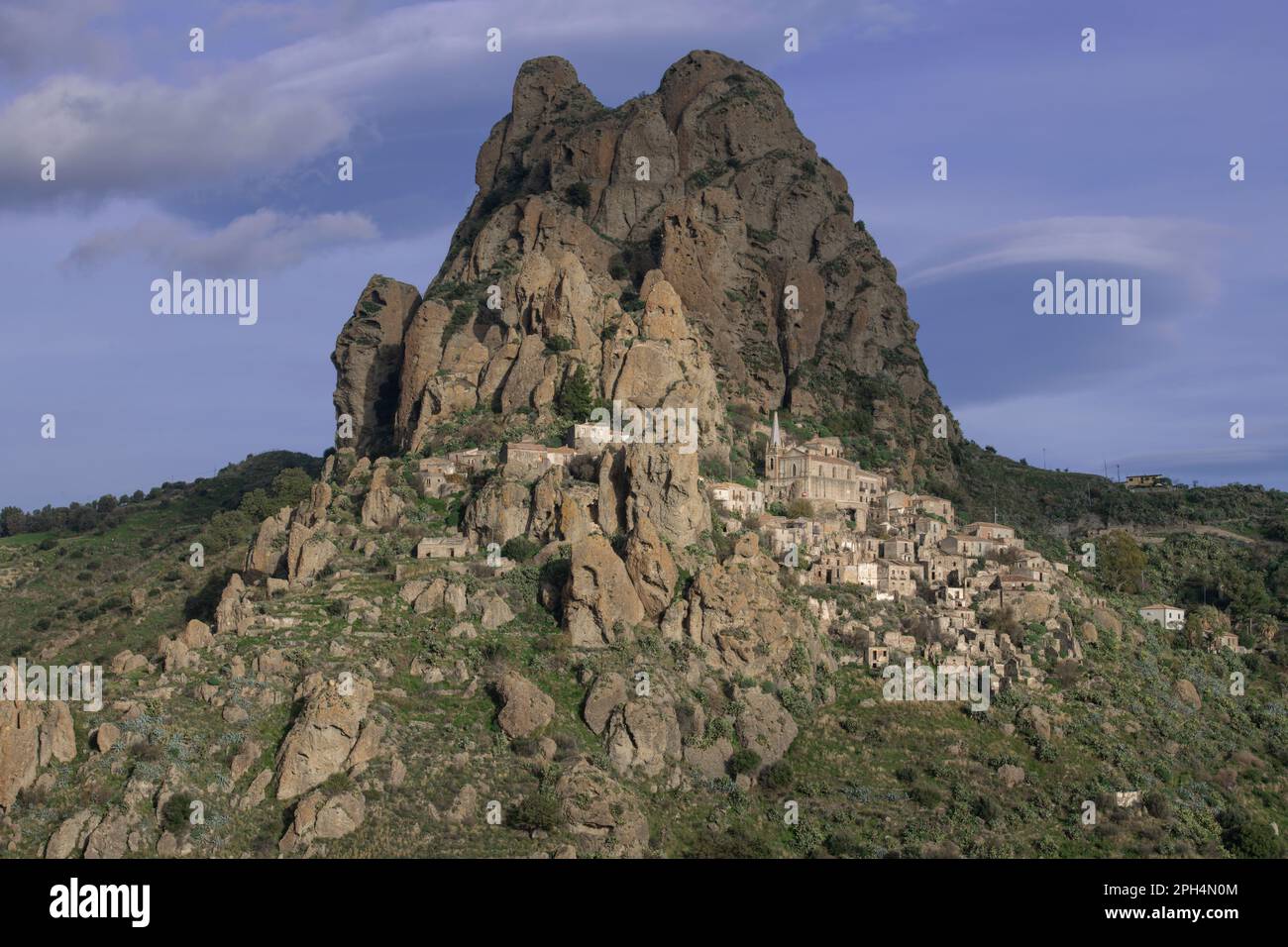 Pentedattilo italy hi-res stock photography and images - Alamy