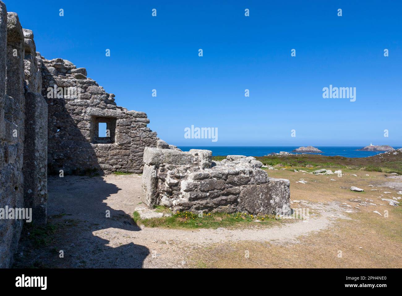 The ruins of King Charles's Castle on Tresco, Isles of Scilly, UK Stock ...