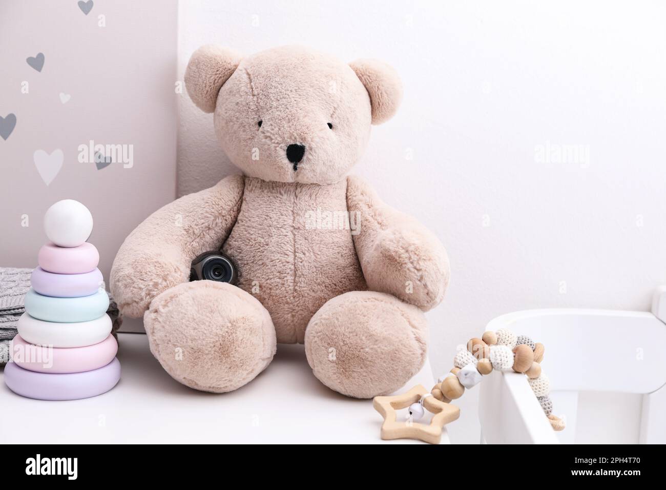 Hidden camera in room hi-res stock photography and images - Alamy