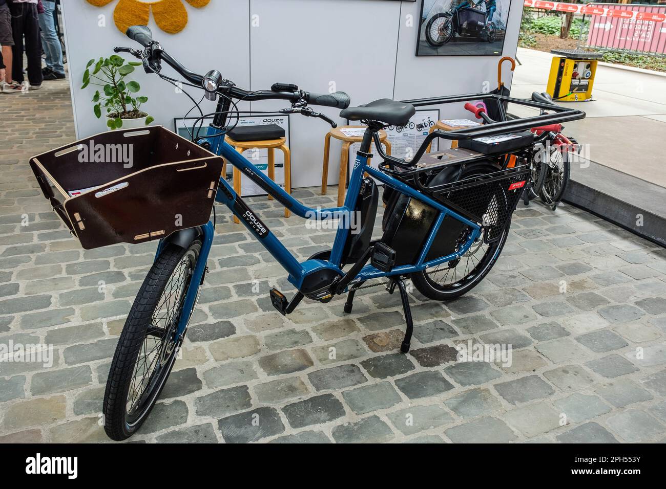 Exposition of different kind of bicycle at the Bike Brussels - View and ...