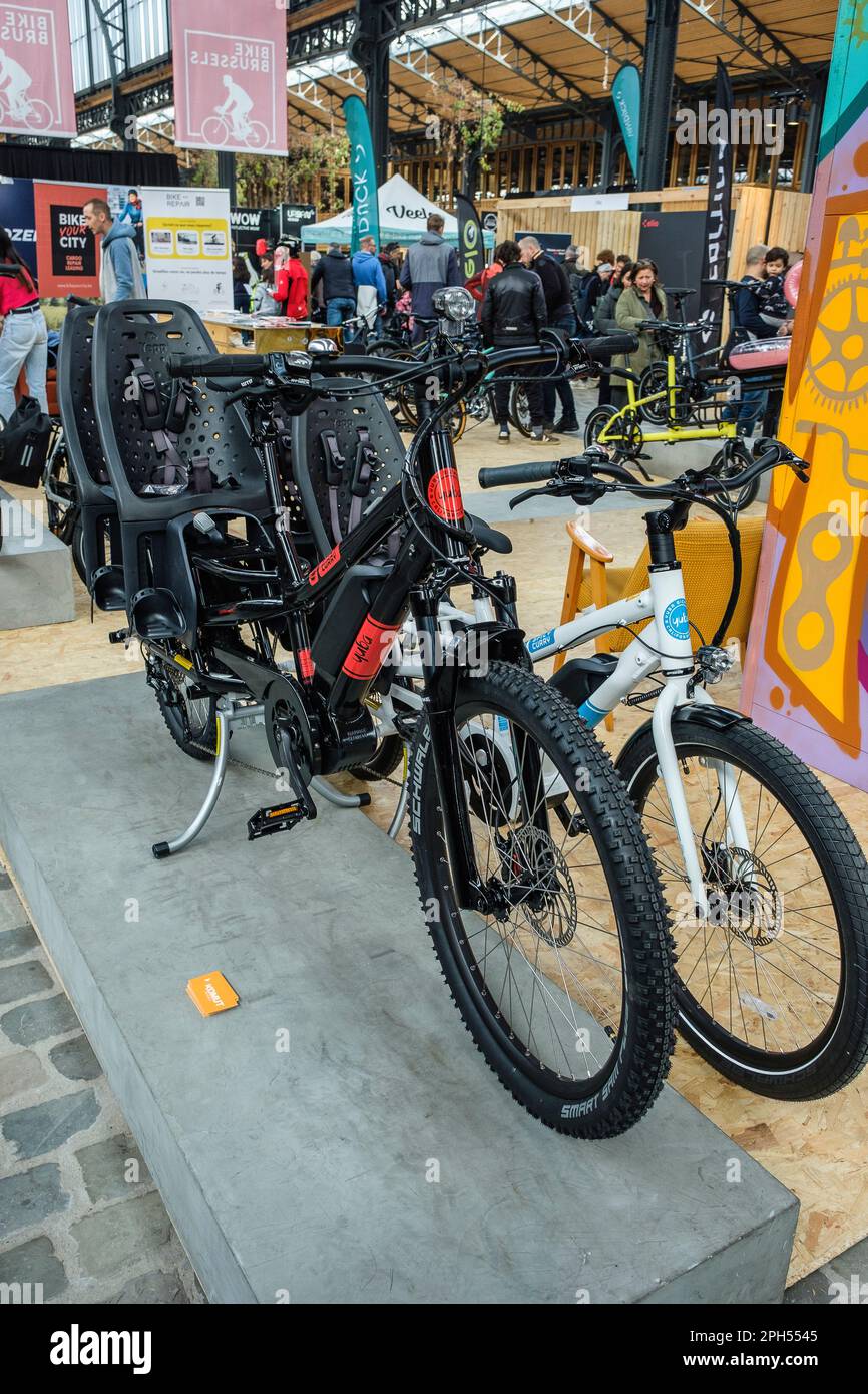 Exposition of different kind of bicycle at the Bike Brussels - View and ...
