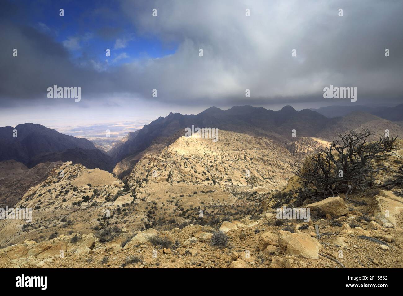 View over the landscape of Jabal Abu Mahmoud Mountains, South Central ...