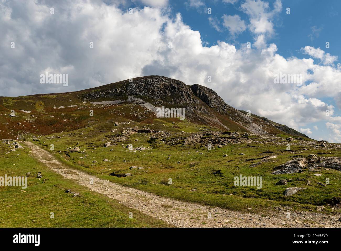 Footpath of the Glencolumbkille Tower Loop hiking trail under a ...