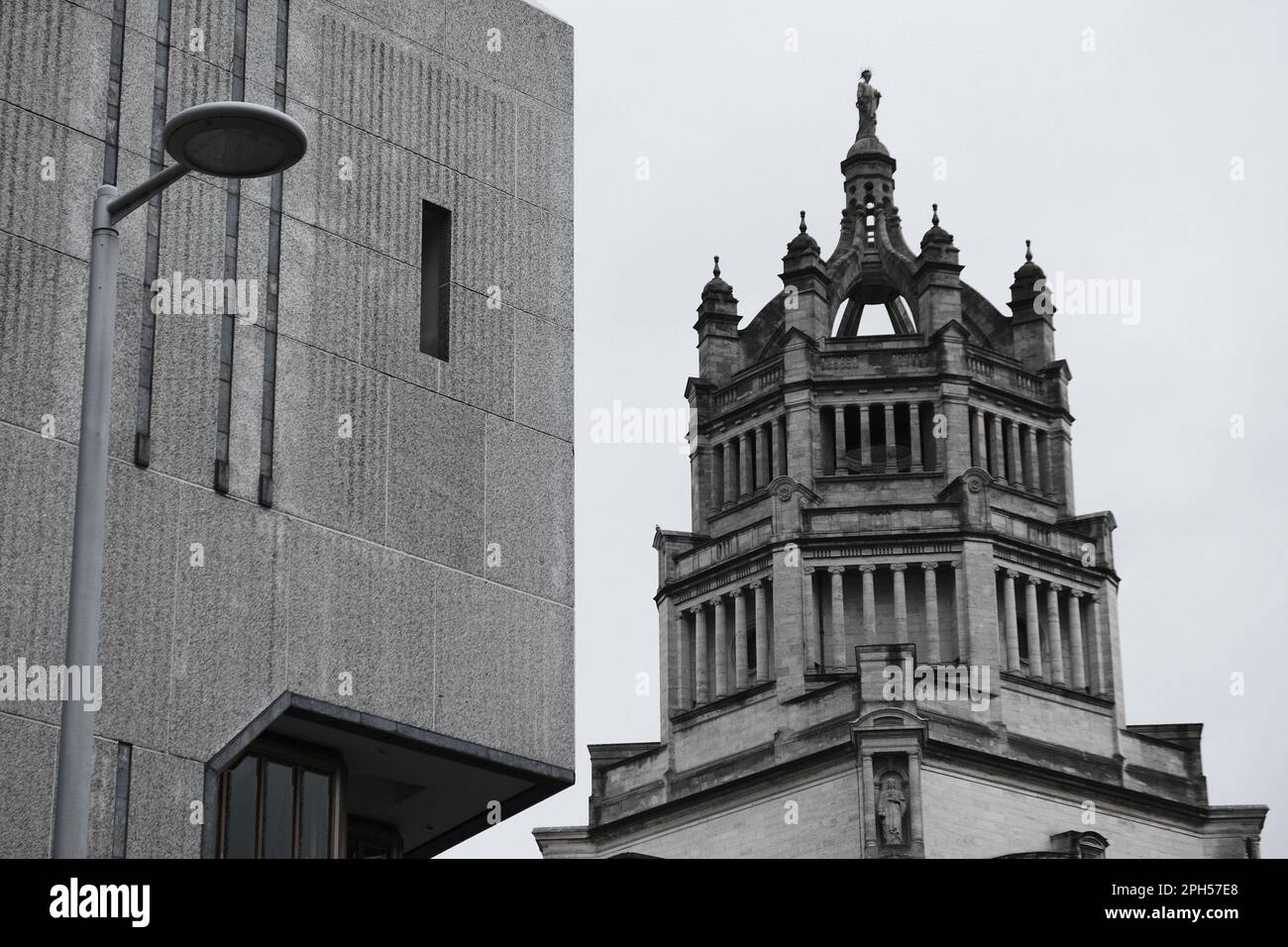 Ismaili centre kensington ismaili centre hi-res stock photography and ...