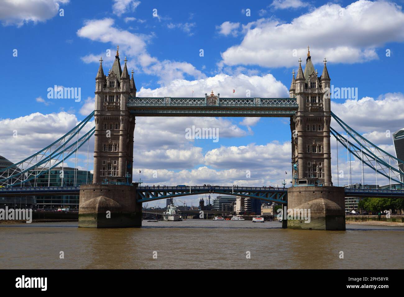 United kingdom london bridge hi-res stock photography and images - Alamy