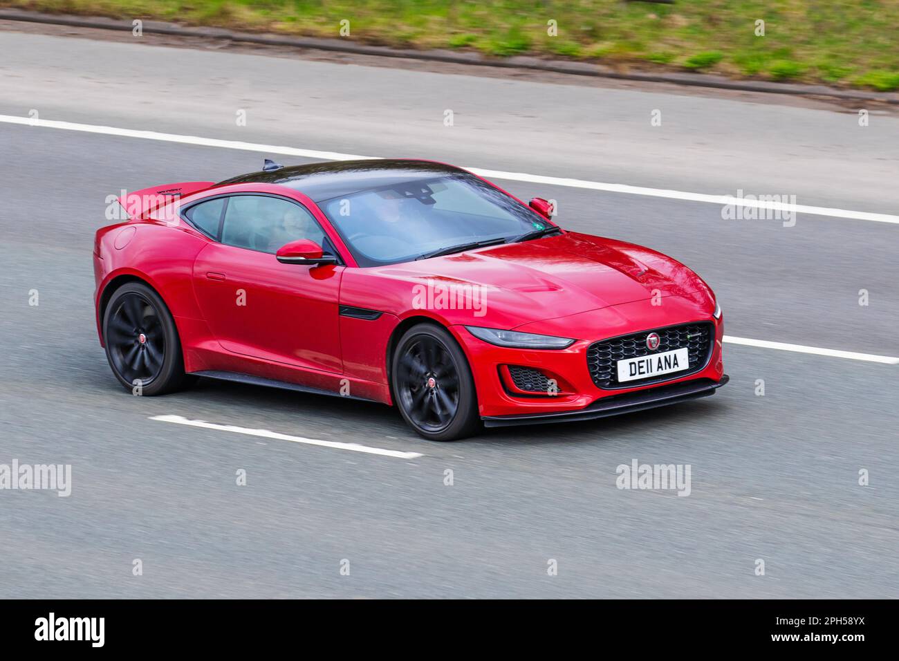 2022 Red JAGUAR F-TYPE R-DYNAMIC Black AWD A V8 5000cc 8 speed ...