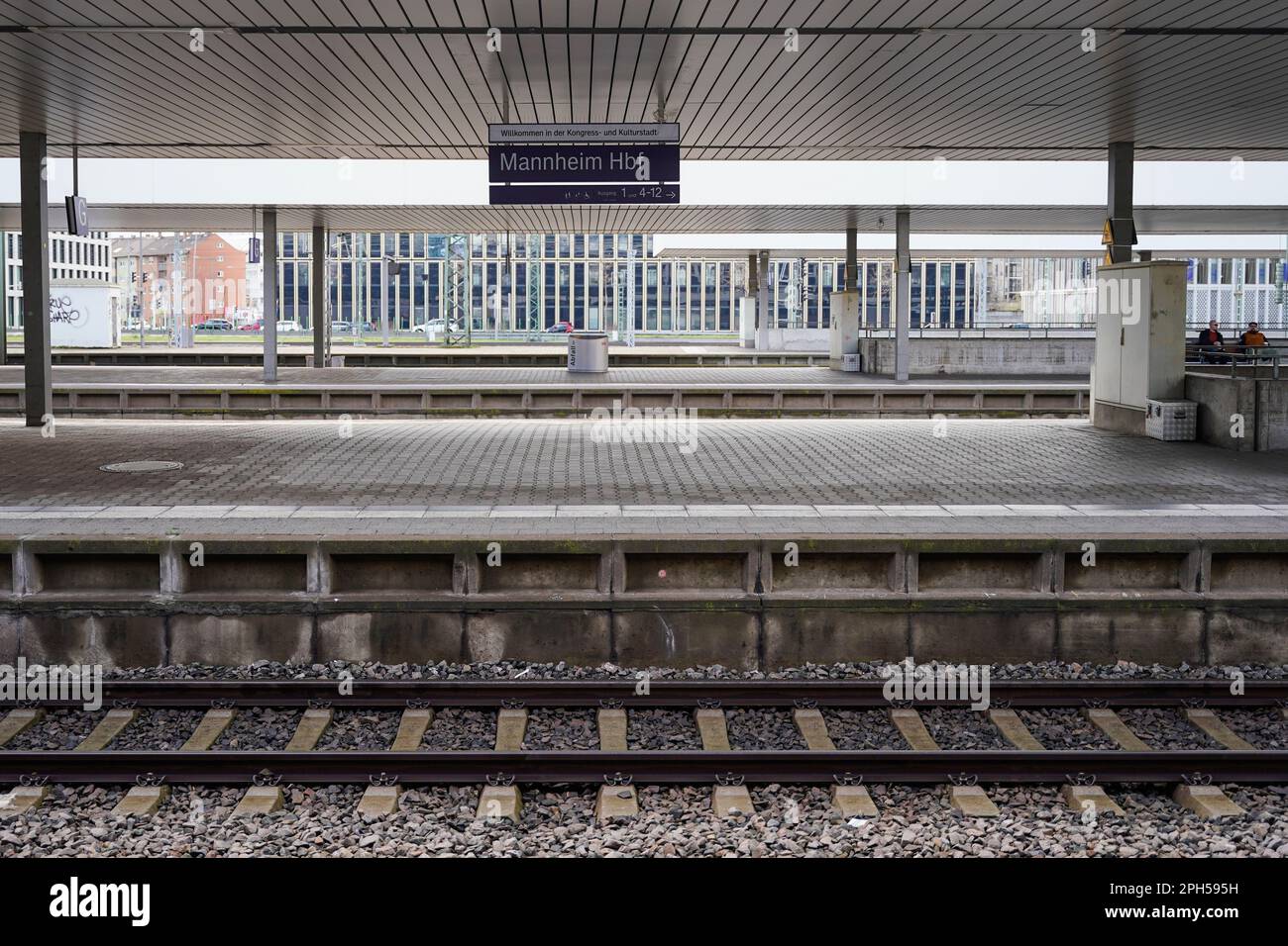 Reading rail station sign hi-res stock photography and images - Alamy