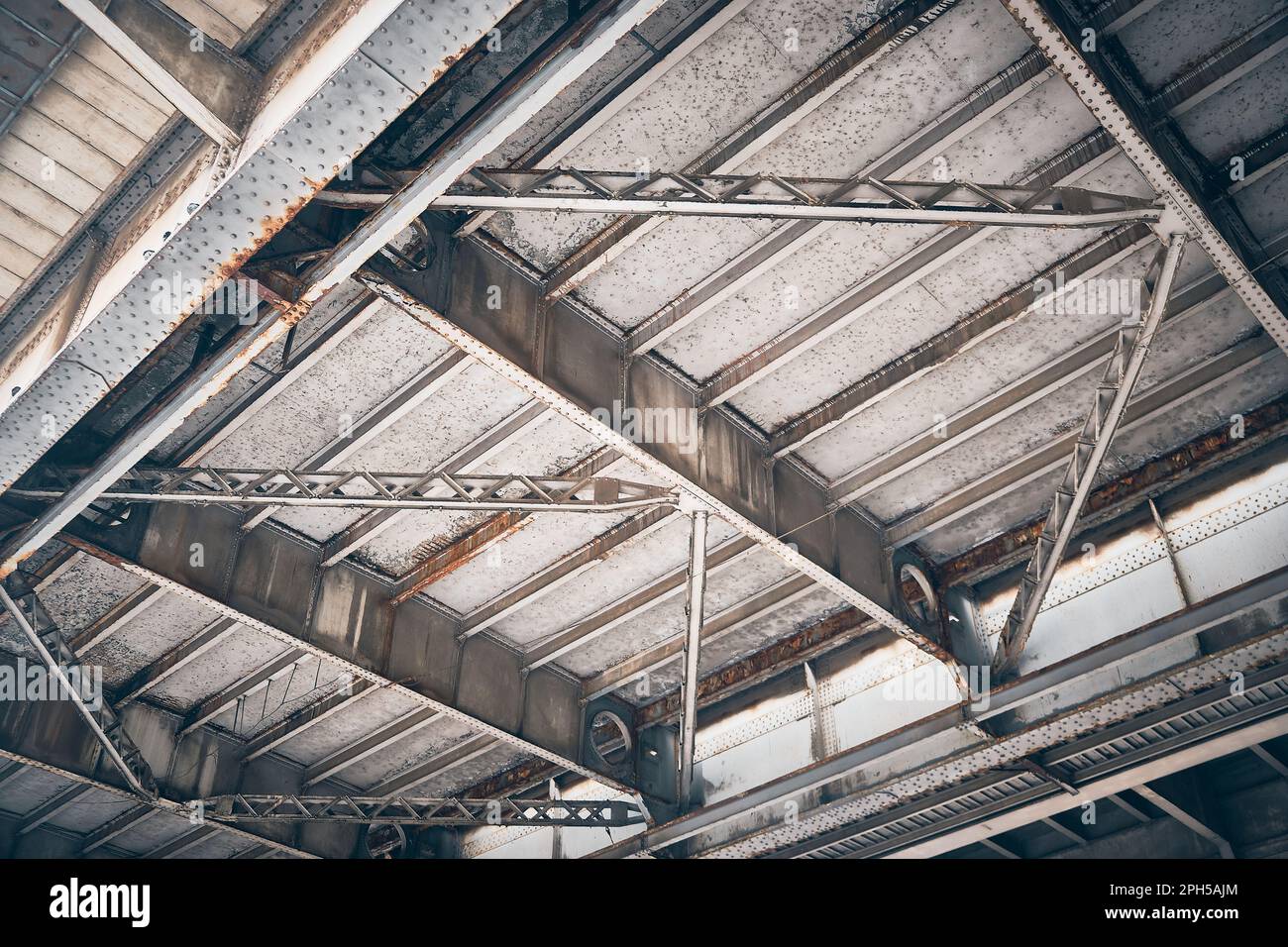 Metal bridge beam span Stock Photo - Alamy