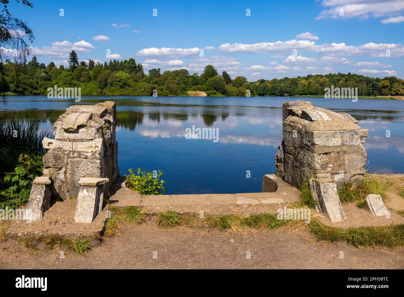 Virginia water lake hi-res stock photography and images - Alamy