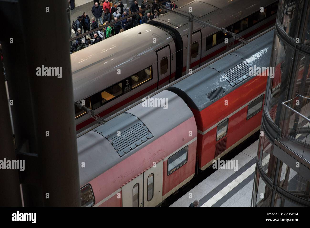 Massive Disruptions Expected as Nationwide Warning Strike Hits Germany ...