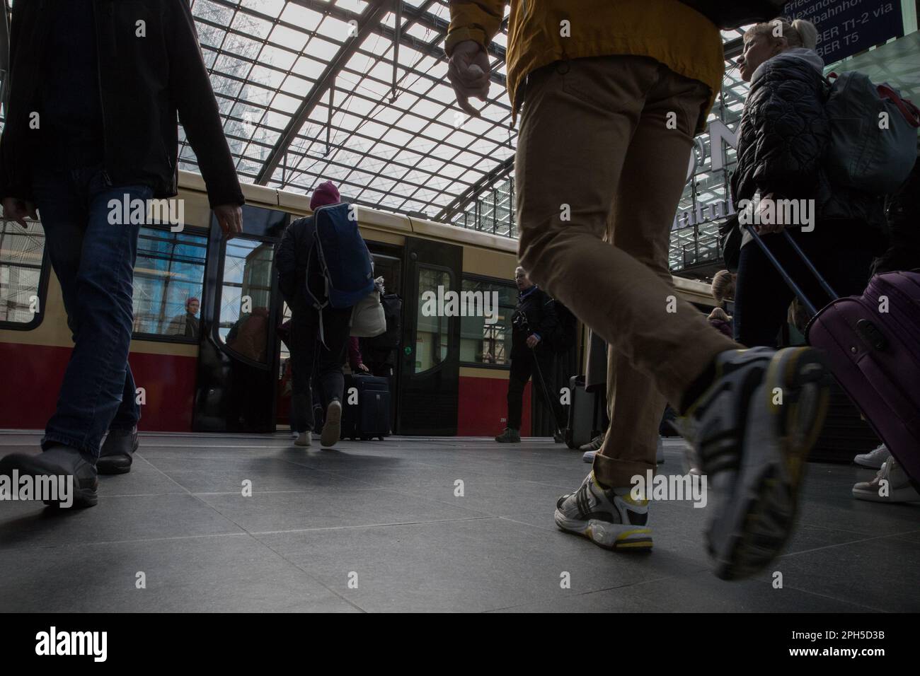 Massive Disruptions Expected as Nationwide Warning Strike Hits Germany ...