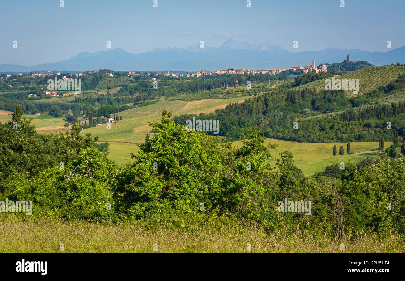 Tuscany spring landscape near San Miniato village - along via ...