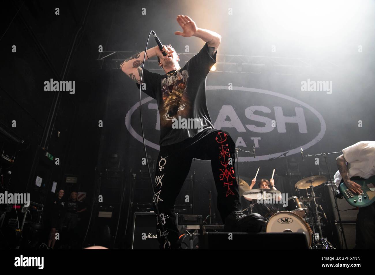 Tobi Duncan of Trash Boat performing at the o2 Academy Glasgow on the ...
