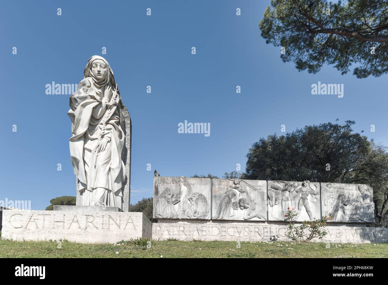 Statue of St. Catherine of Siena in Rome Italy Stock Photo - Alamy