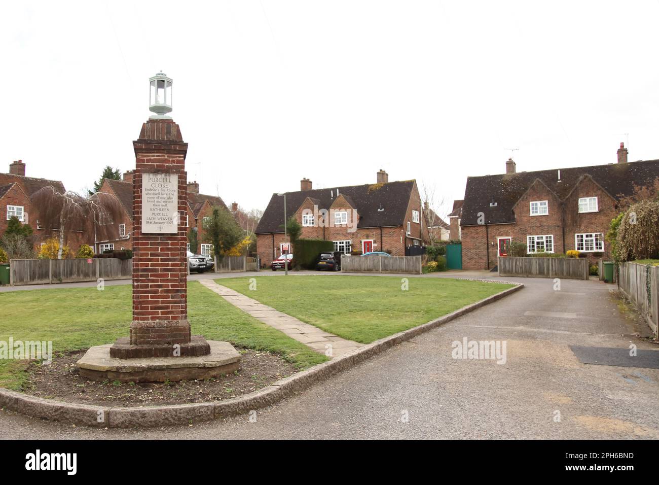 Memorial to Lady Weaver, Kathleen Purcell, Purcell's Close, homes built ...