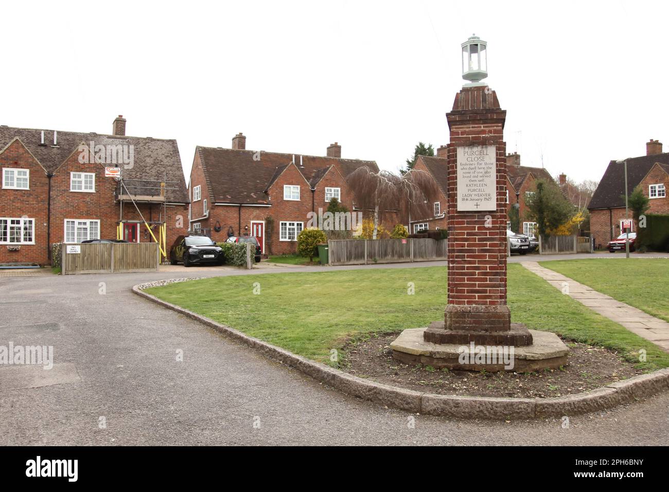 Memorial to Lady Weaver, Kathleen Purcell, Purcell's Close, homes built ...