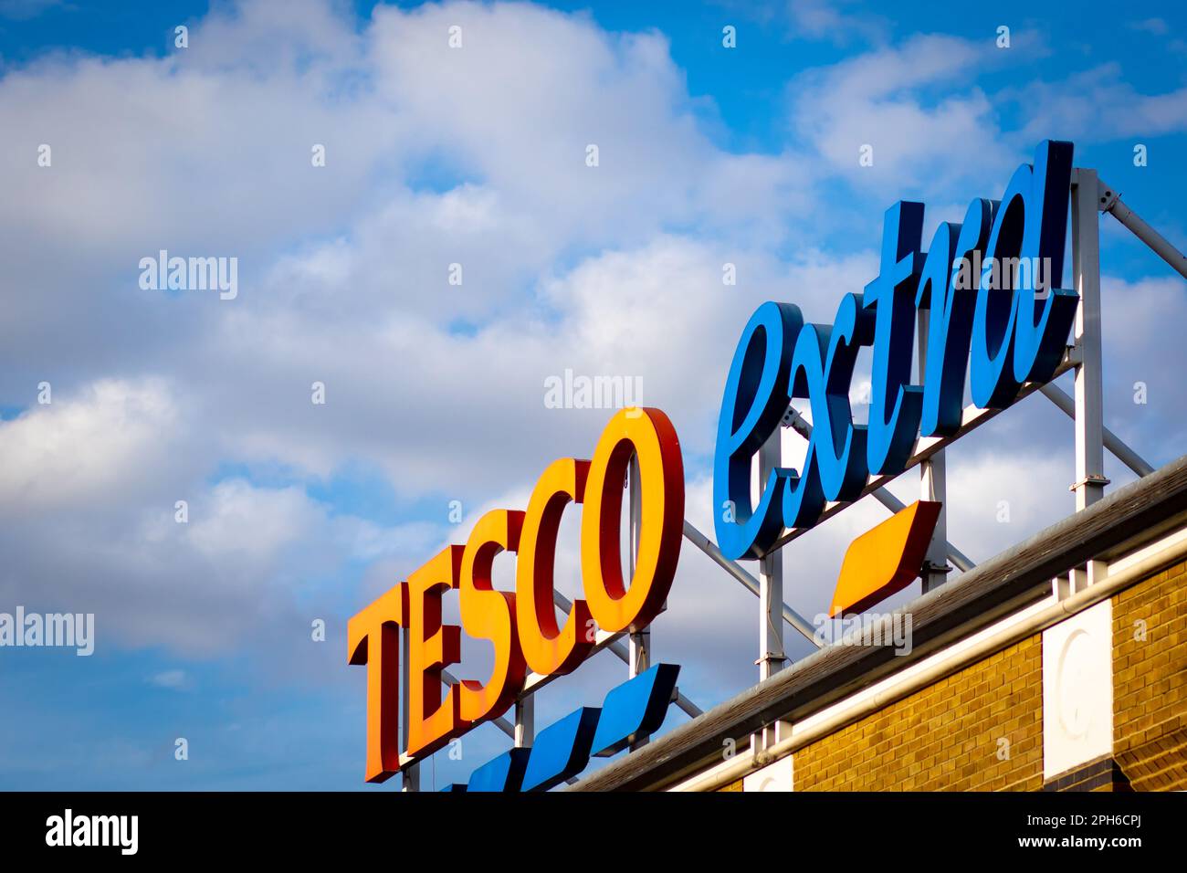 Meridian Water, London, 23rd July 2022: Tesco extra sign in red and ...