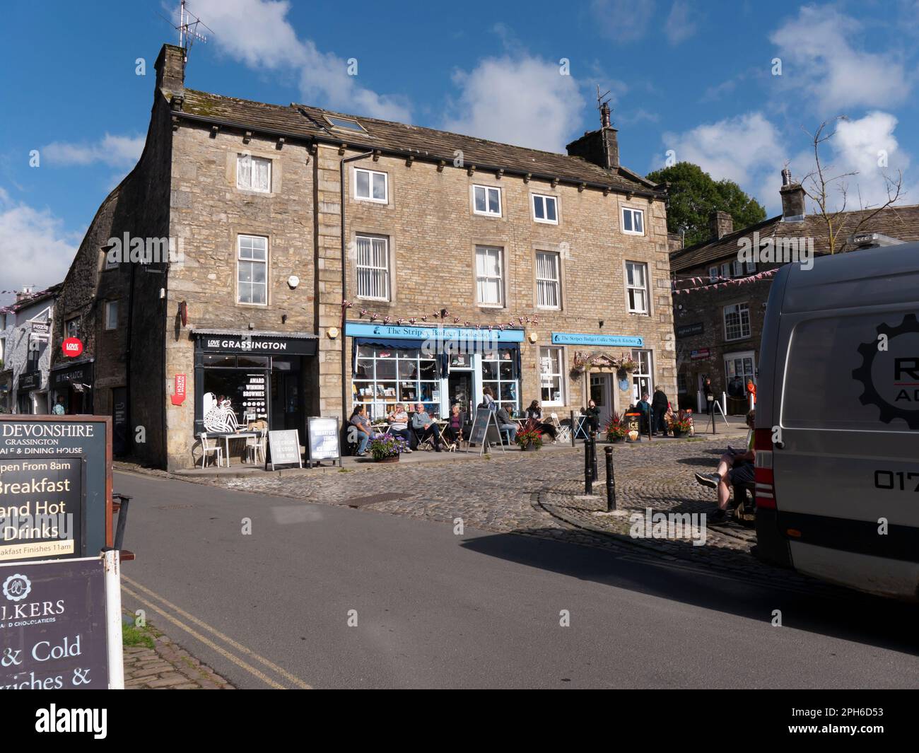 Grassington town square Yorkshire Stock Photo - Alamy