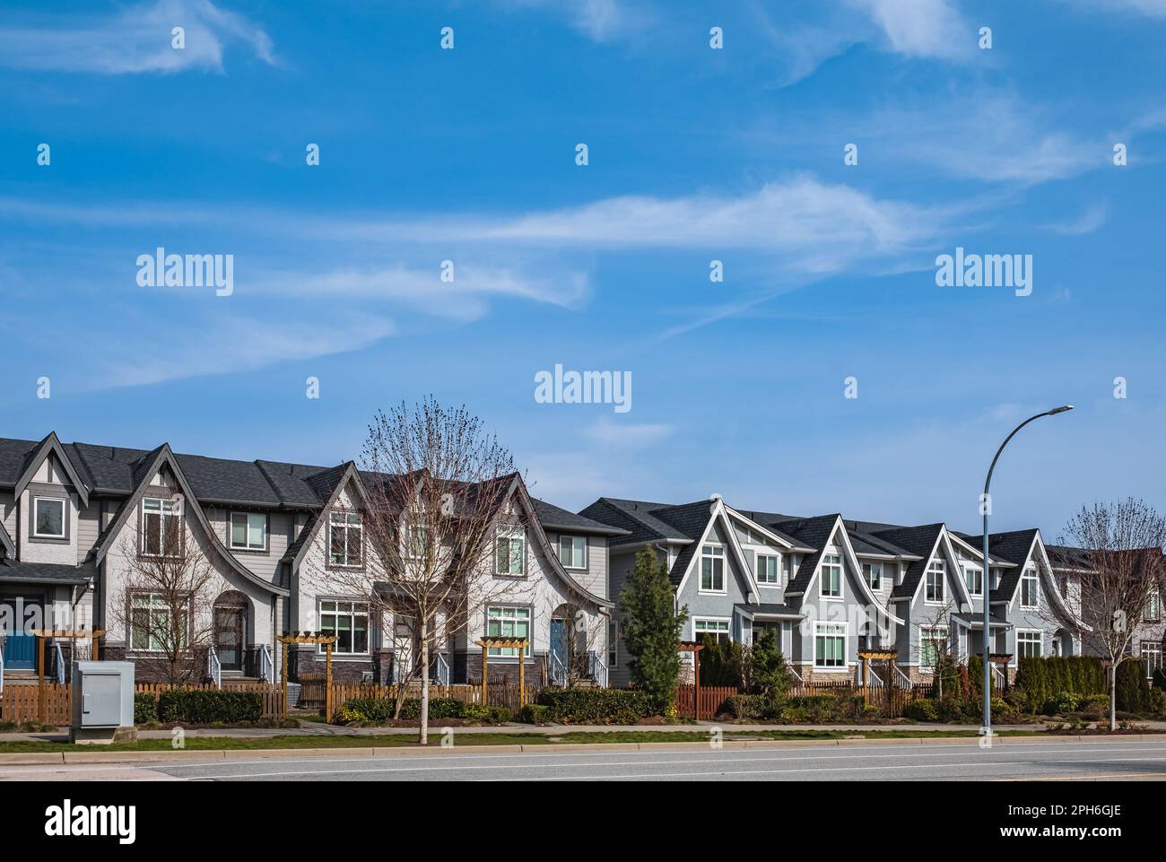 Brand new upscale townhomes in a Canadian neighbourhood. Nice ...