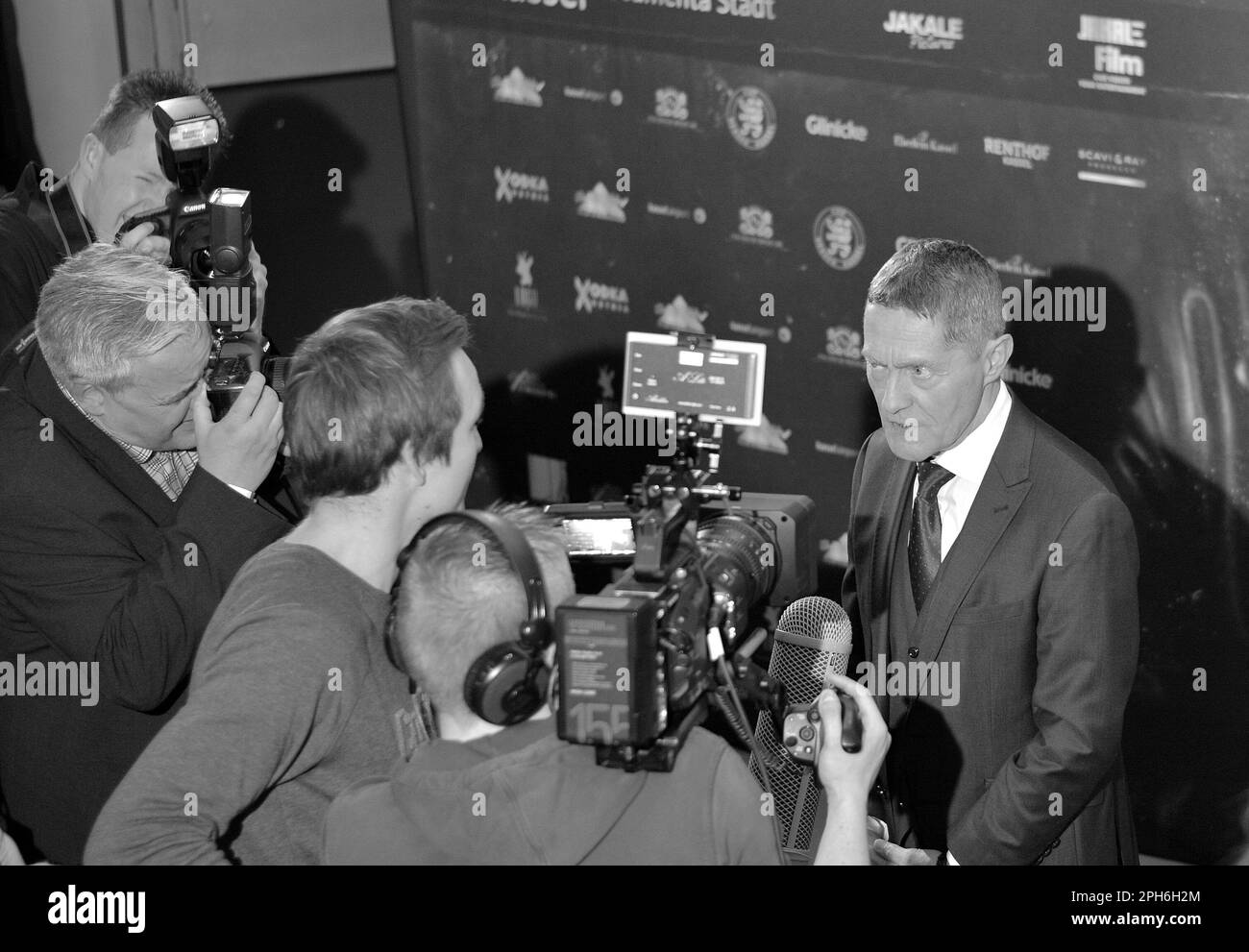 Actor film premiere Black and White Stock Photos & Images - Alamy