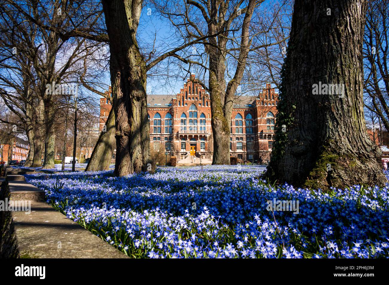 Exterior university library lund university hi-res stock photography ...