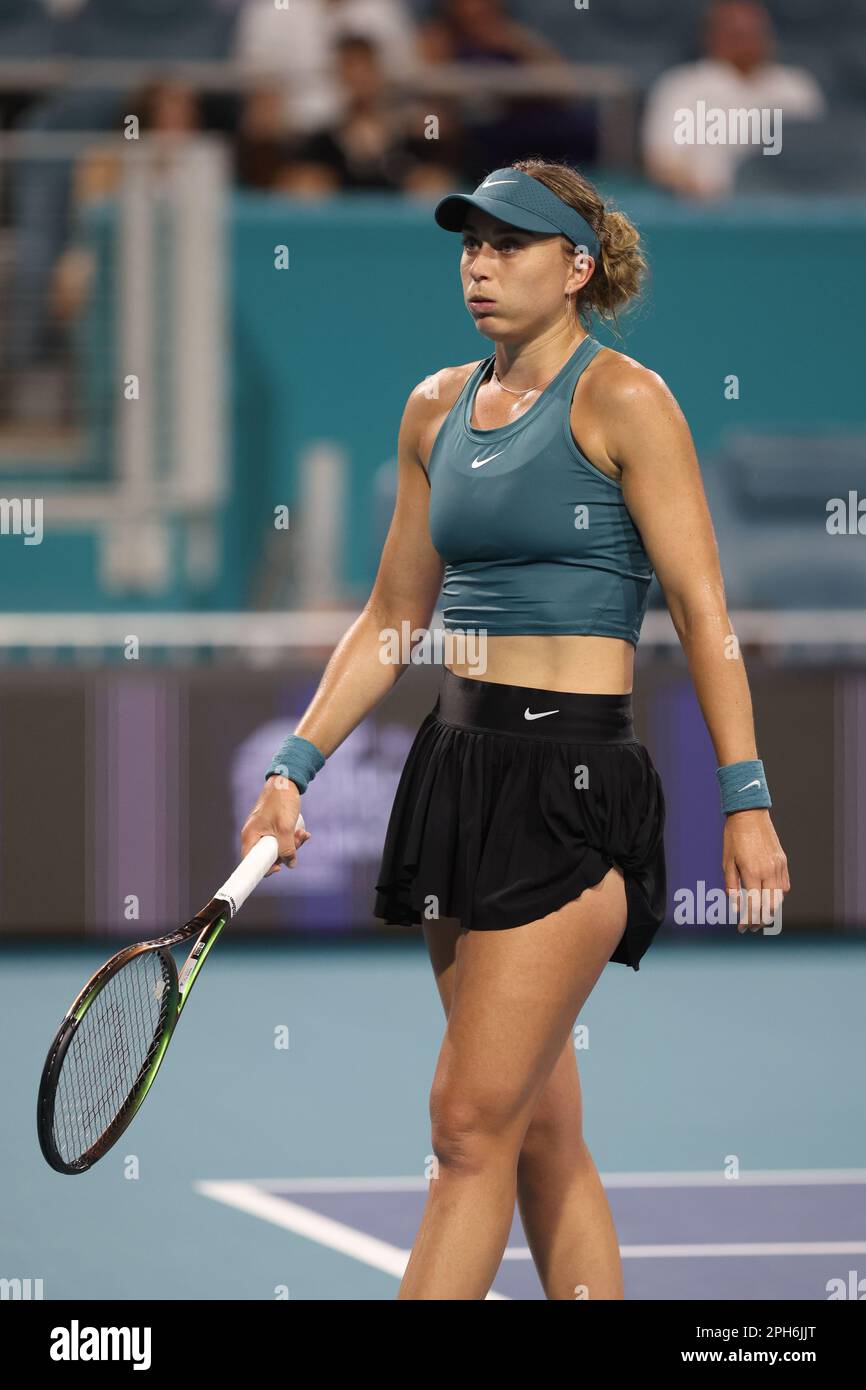 Paula badosa coach hi-res stock photography and images - Alamy