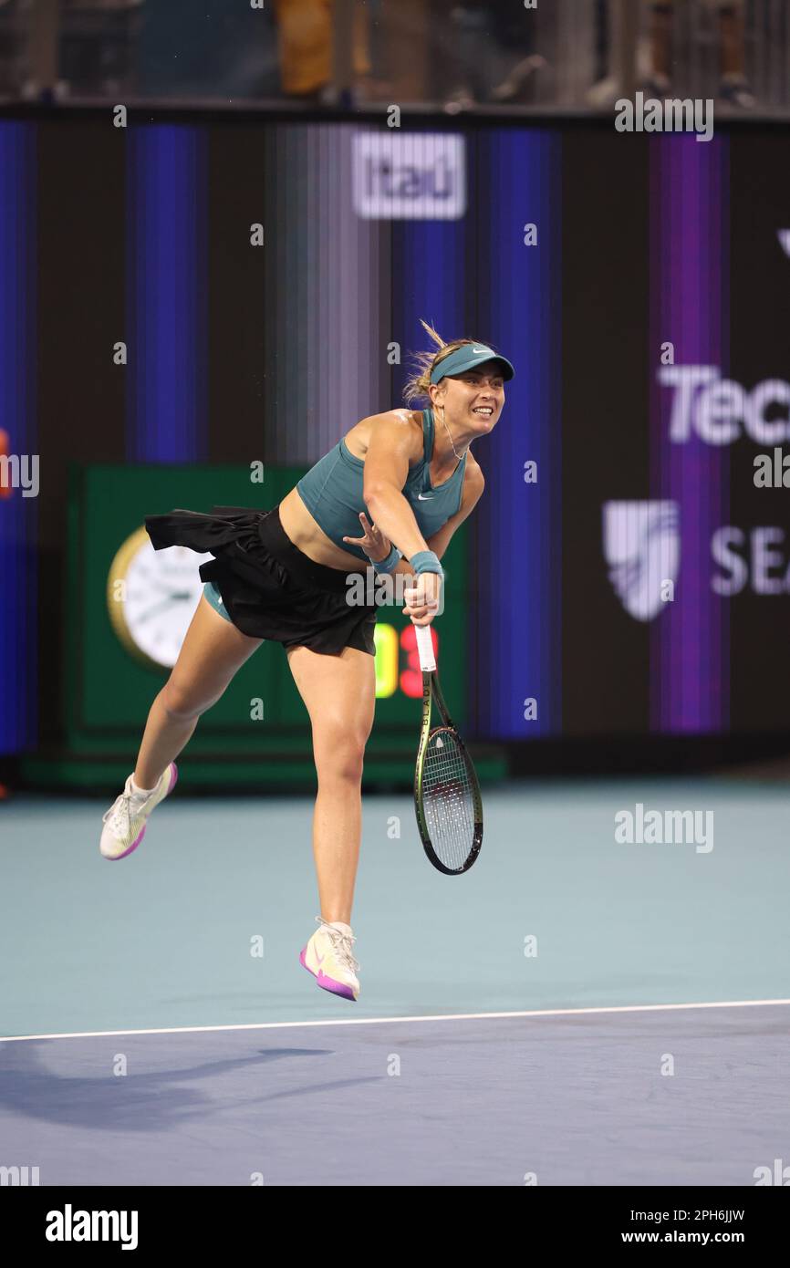 Paula badosa coach hi-res stock photography and images - Alamy