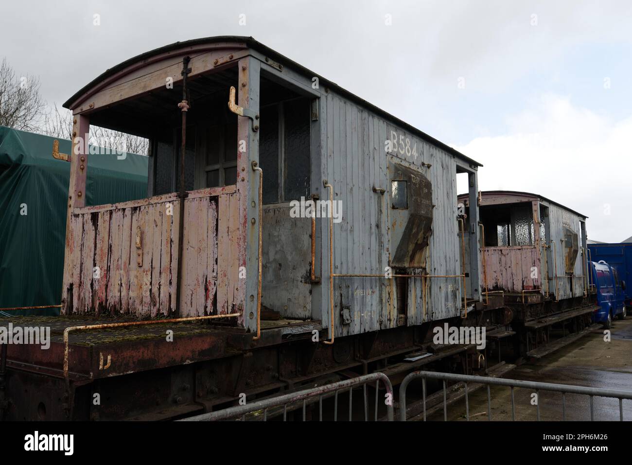 Rusting rolling stock hi-res stock photography and images - Alamy