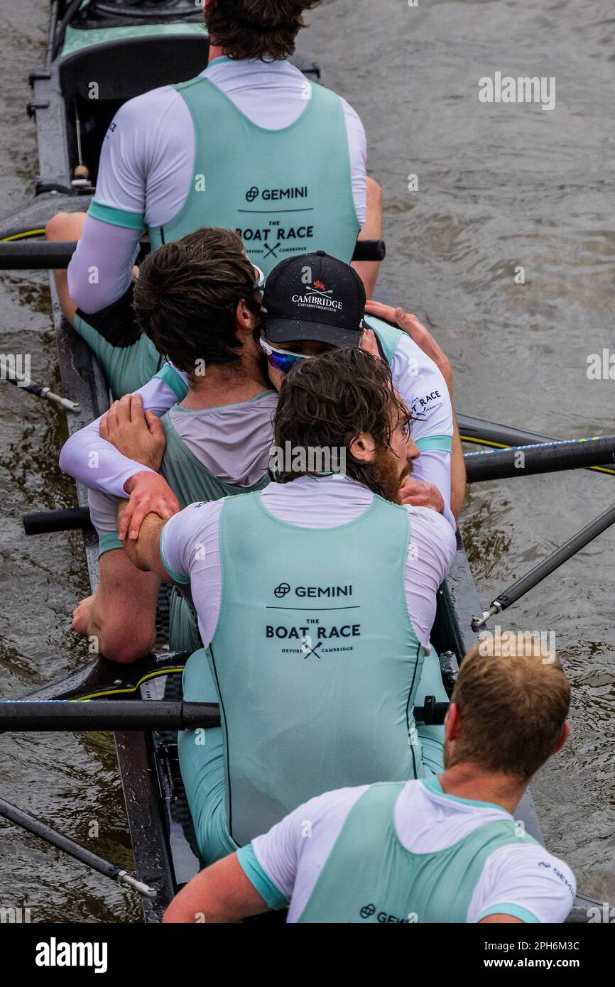 Oliver cox hi-res stock photography and images - Alamy