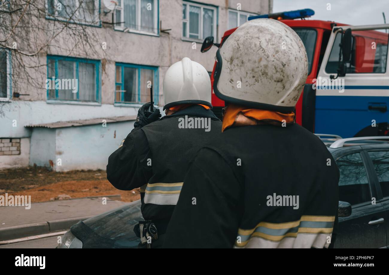 the fire commander gave the order on the radio what to do to the team ...