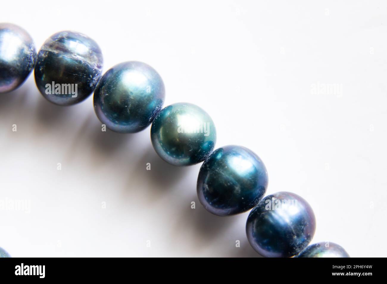 Jewelry of pearls photo hi-res stock photography and images - Alamy