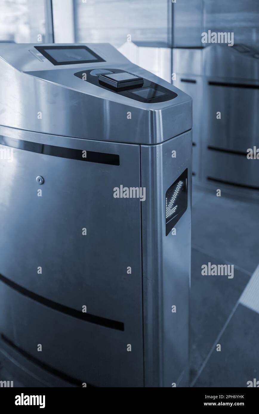 Smart gates hi-res stock photography and images - Alamy