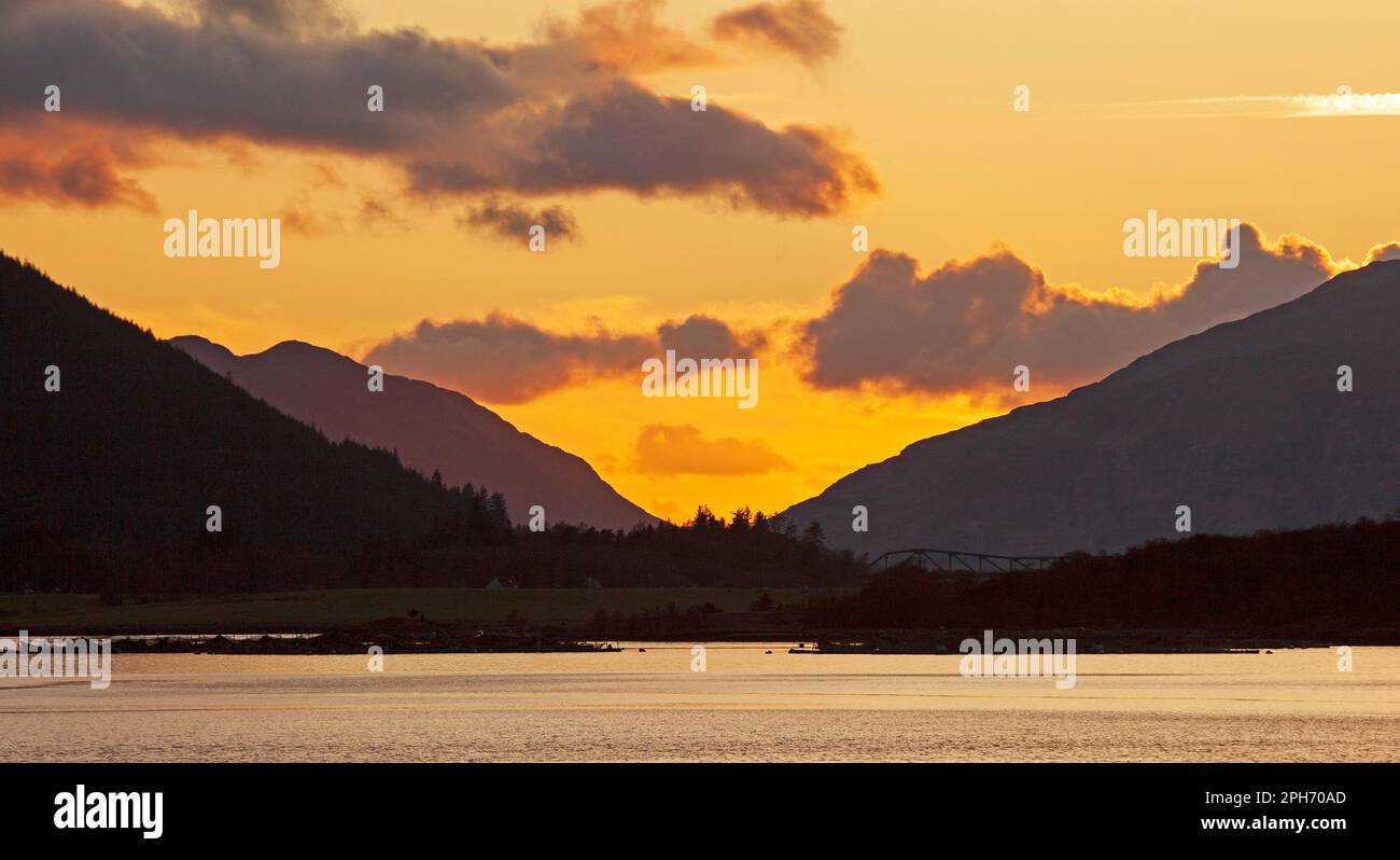 Loch Leven, Ballachulish, Scotland, UK. 26th March 2023. Colourful ...
