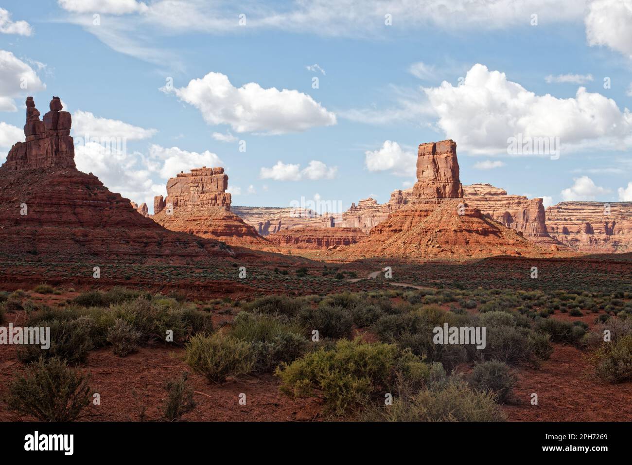 Rock formations of Valley of the Gods, Utah, USA Stock Photo - Alamy