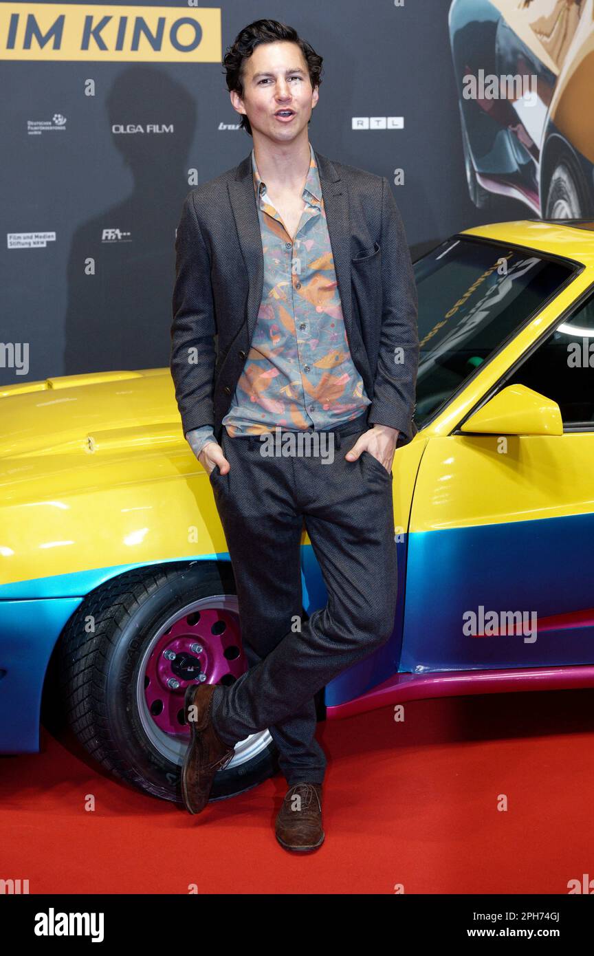 26 March 2023, North Rhine-Westphalia, Cologne: Actor Tim Oliver ...