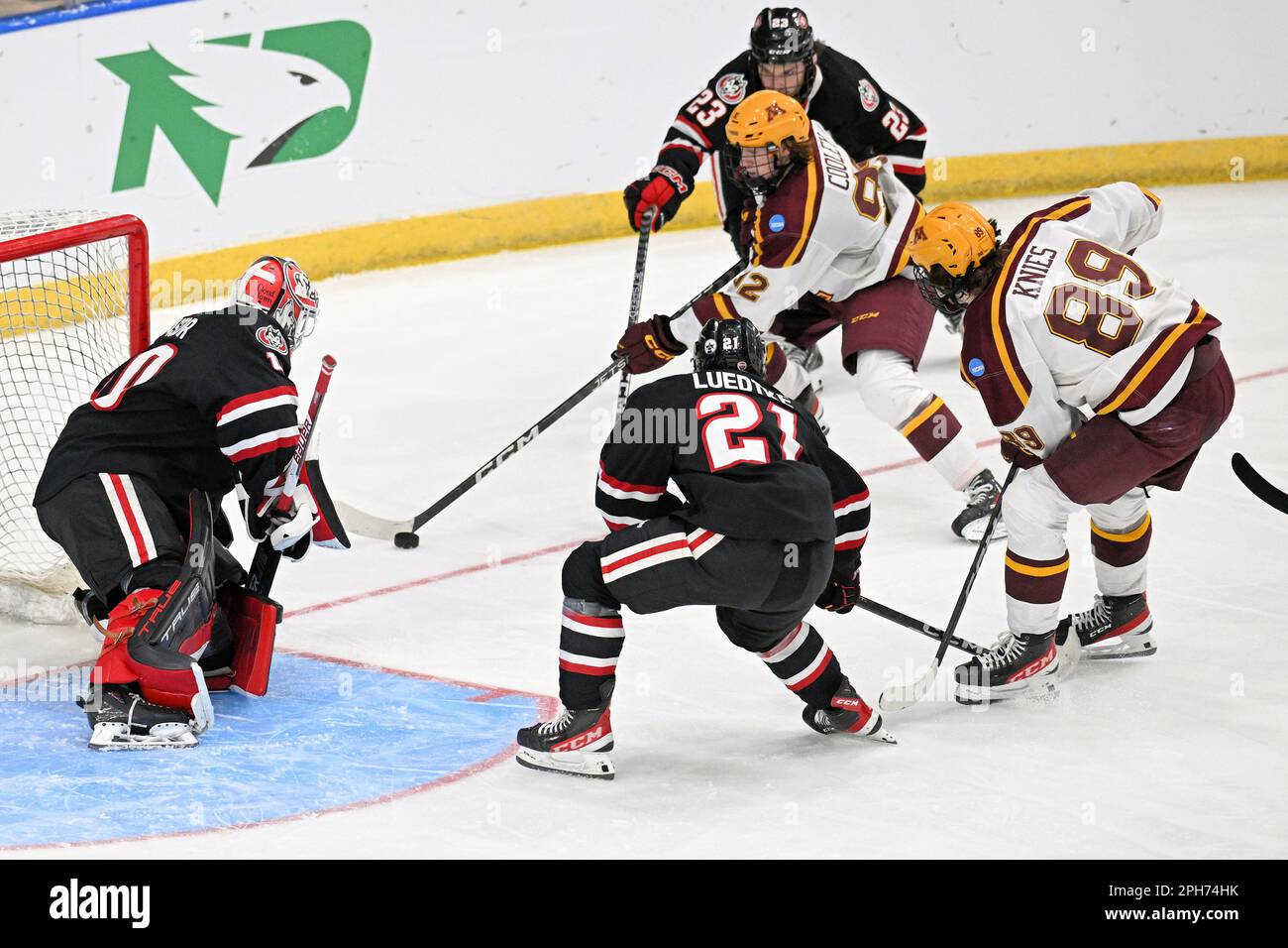 Fargo, USA. 25th Mar, 2023. Minnesota Gophers forward Logan Cooley (92 ...