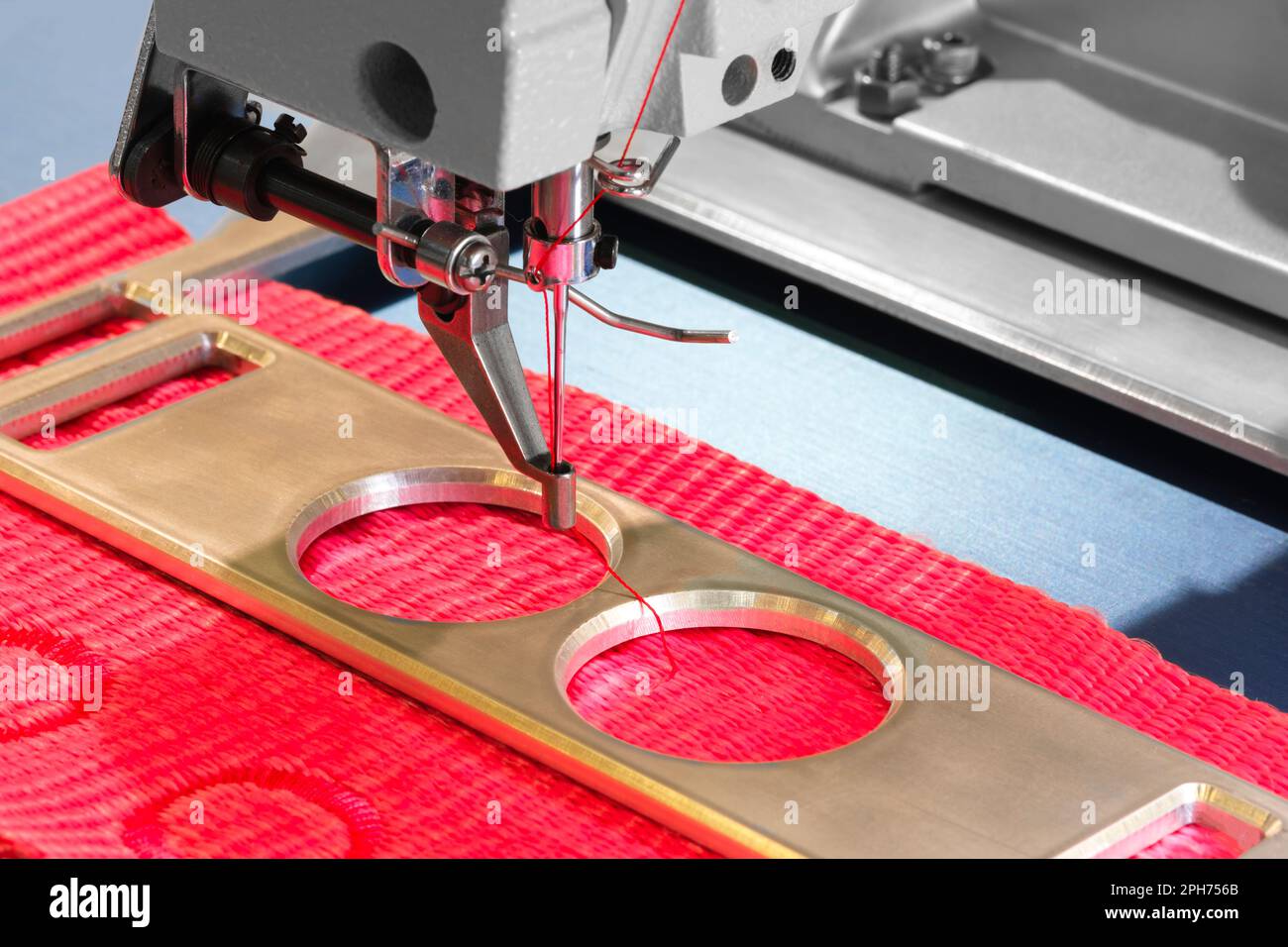 Professional sewing machine and sews garments, textile fabric ...