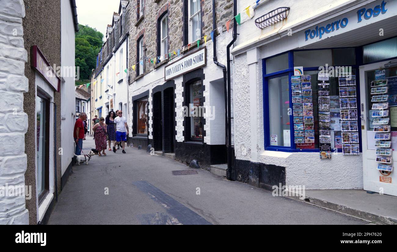 This idyllic, quaint Cornish village has many attractive and colourful ...