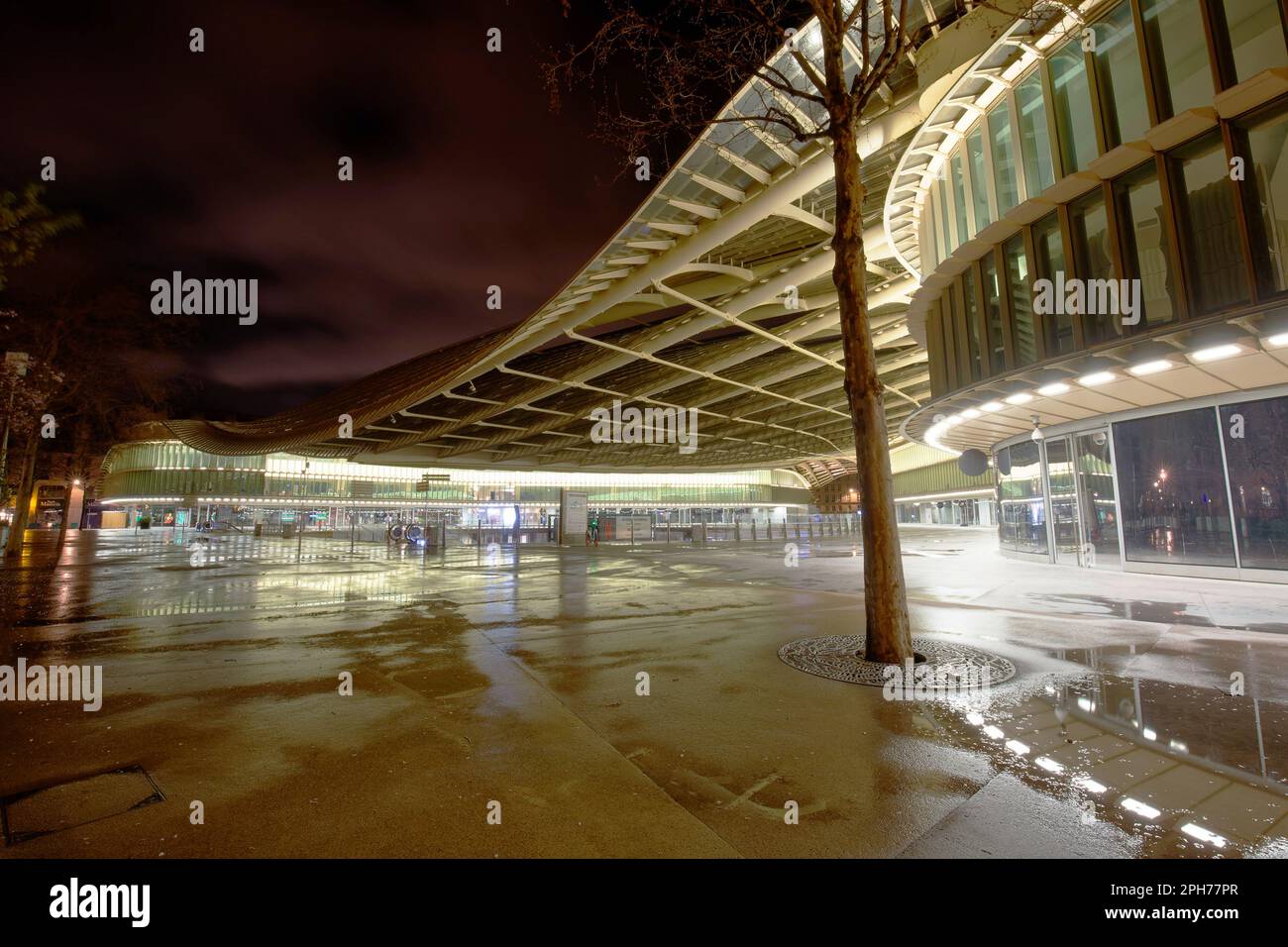 La Canopee, a vast glass and steel undulating roof, covers the rebuilt ...