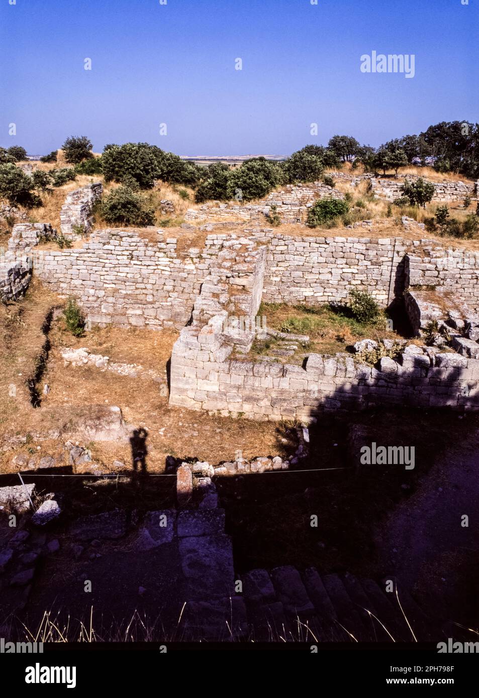 Archeological site of ancient Troy Stock Photo - Alamy