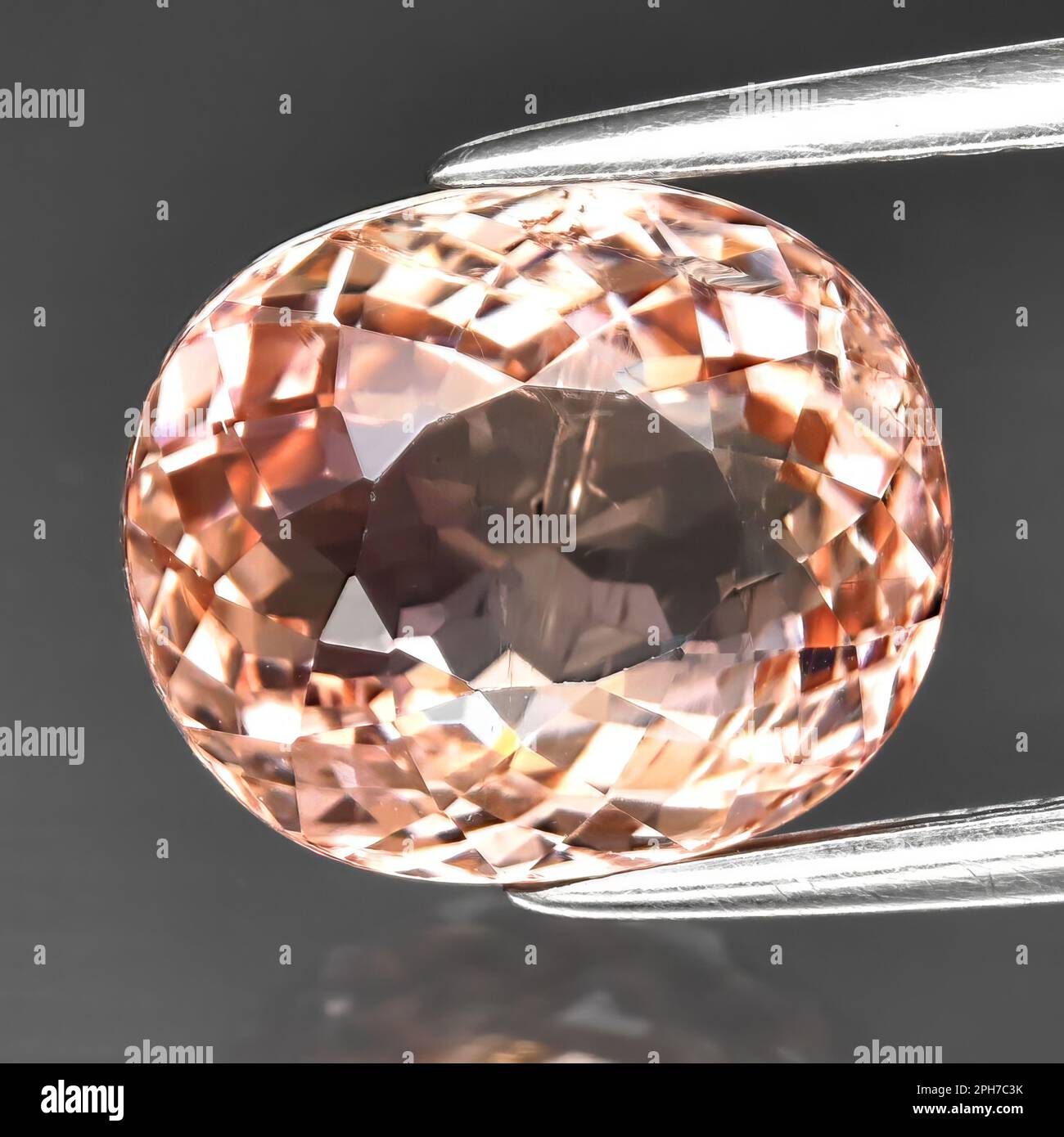 Orange tourmaline hi-res stock photography and images - Alamy